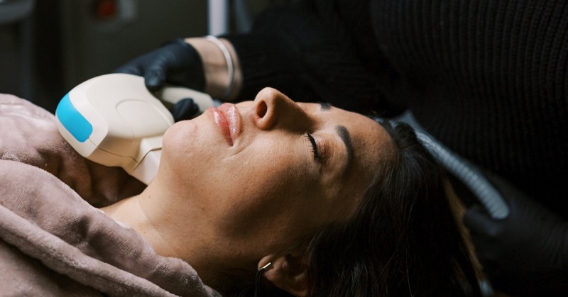 Our Best-Selling Custom Refresh Layered Laser Facial » Bella Medspa